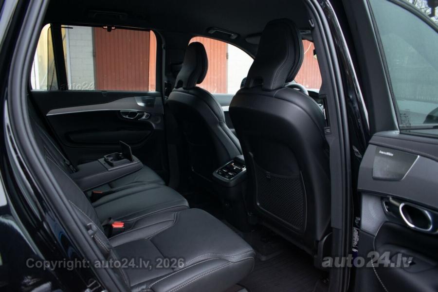Black Volvo XC90 2022 in Tallinn, with an engine capacity of 2.00 L and mileage of 84 thousand km for 49990 €, photo 12 on AUTOMOTO.COM.LV