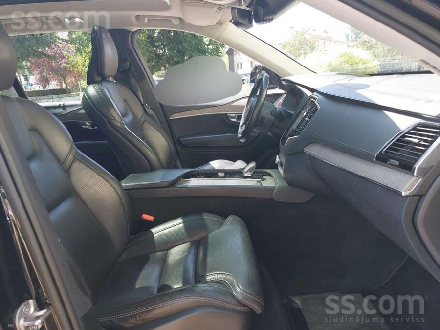 Black Volvo XC90 2022 in Riga, with an engine capacity of 2.00 L and mileage of 189 thousand km for 31950 €, photo 7 on AUTOMOTO.COM.LV