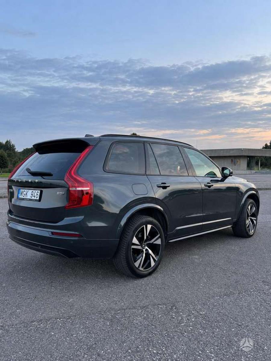 Melns Volvo XC90 2022 Kauņa, ar dzinēja tilpumu 1.97 L un nobraukumu 116 tūkst. km par 37900 €, foto 4 vietnē AUTOMOTO.COM.LV
