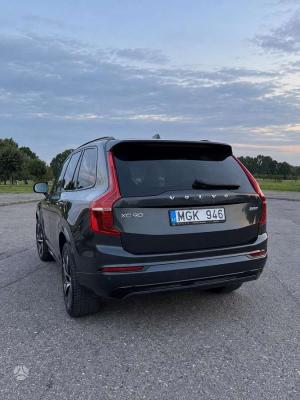 Melns Volvo XC90 2022 Kauņa, ar dzinēja tilpumu 1.97 L un nobraukumu 116 tūkst. km par 37900 €, foto 5 vietnē AUTOMOTO.COM.LV