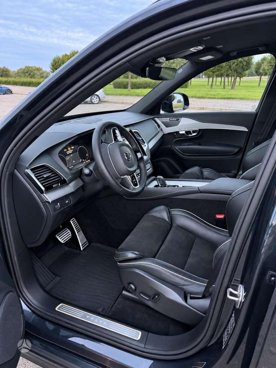 Melns Volvo XC90 2022 Kauņa, ar dzinēja tilpumu 1.97 L un nobraukumu 116 tūkst. km par 37900 €, foto 10 vietnē AUTOMOTO.COM.LV
