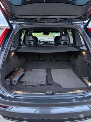 Melns Volvo XC90 2022 Kauņa, ar dzinēja tilpumu 1.97 L un nobraukumu 116 tūkst. km par 37900 €, foto 17 vietnē AUTOMOTO.COM.LV