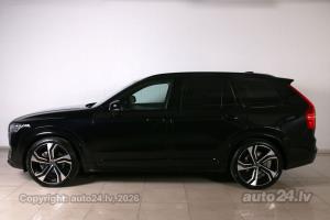 Black Volvo XC90 2022 in Parnu, with an engine capacity of 2.00 L and mileage of 18 thousand km for 59990 €, photo 5 on AUTOMOTO.COM.LV