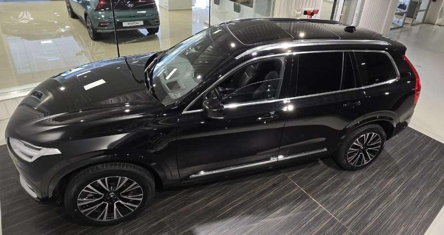 Melns Volvo XC90 2023 Šauļi, ar dzinēja tilpumu 1.97 L un nobraukumu 51 tūkst. km par 50900 €, foto 7 vietnē AUTOMOTO.COM.LV