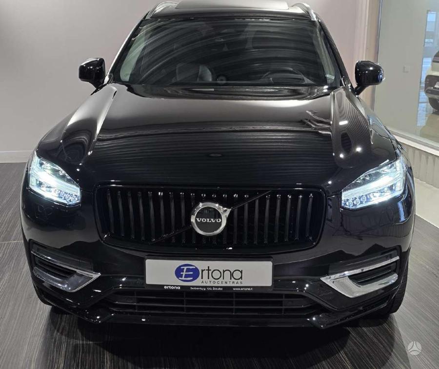 Melns Volvo XC90 2023 Šauļi, ar dzinēja tilpumu 1.97 L un nobraukumu 51 tūkst. km par 50900 €, foto 8 vietnē AUTOMOTO.COM.LV