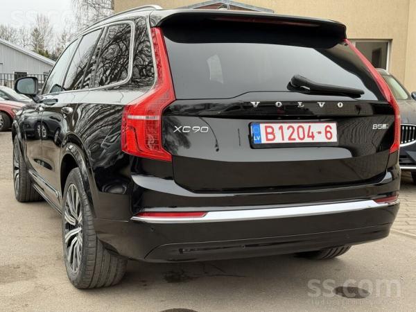 Melns Volvo XC90 2023 Rīga, ar dzinēja tilpumu 2.00 L un nobraukumu 0 tūkst. km par 46000 €, foto 3 vietnē AUTOMOTO.COM.LV
