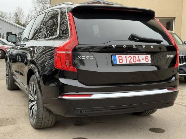 Melns Volvo XC90 2023 Rīga, ar dzinēja tilpumu 2.00 L un nobraukumu 9 tūkst. km par 46000 €, foto 3 vietnē AUTOMOTO.COM.LV