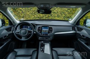 Melns Volvo XC90 2023 Rīga, ar dzinēja tilpumu 2.00 L un nobraukumu 91 tūkst. km par 48900 €, foto 18 vietnē AUTOMOTO.COM.LV