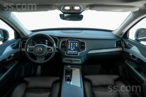 Black Volvo XC90 2023 in Riga, with an engine capacity of 2.00 L and mileage of 75 thousand km for 48000 €, photo 5 on AUTOMOTO.COM.LV