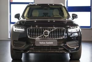 Melns Volvo XC90 2023 Viļņa, ar dzinēja tilpumu 1.97 L un nobraukumu 52 tūkst. km par 41900 €, foto 5 vietnē AUTOMOTO.COM.LV