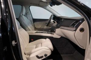 Melns Volvo XC90 2023 Viļņa, ar dzinēja tilpumu 1.97 L un nobraukumu 52 tūkst. km par 41900 €, foto 11 vietnē AUTOMOTO.COM.LV