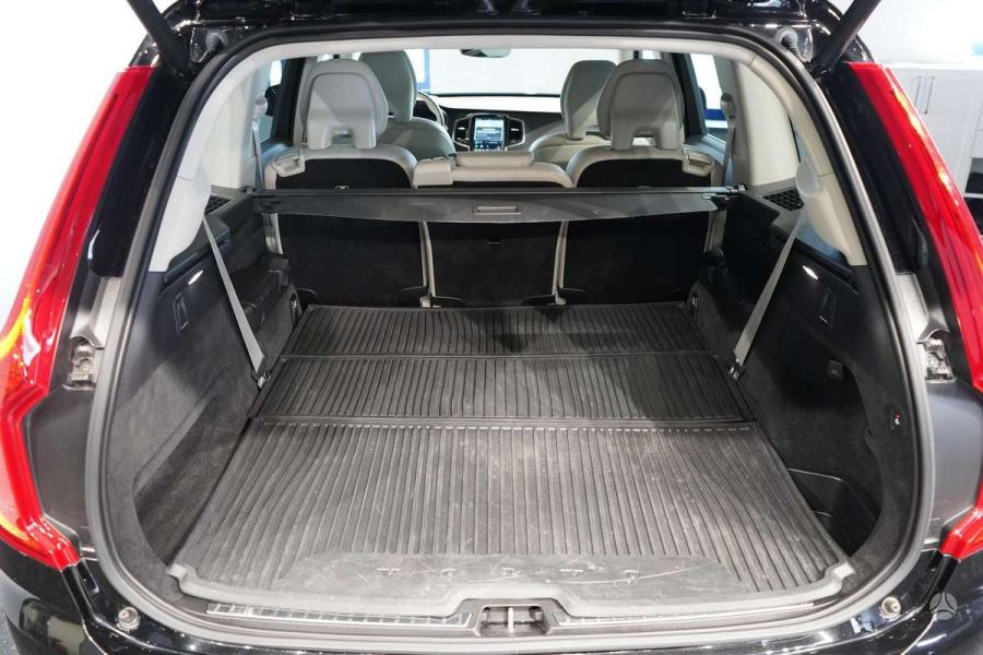Melns Volvo XC90 2023 Viļņa, ar dzinēja tilpumu 1.97 L un nobraukumu 52 tūkst. km par 41900 €, foto 15 vietnē AUTOMOTO.COM.LV