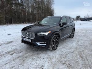 Melns Volvo XC90 2024 Kauņa, ar dzinēja tilpumu 2.00 L un nobraukumu 34 tūkst. km par 46500 €, foto  vietnē AUTOMOTO.COM.LV