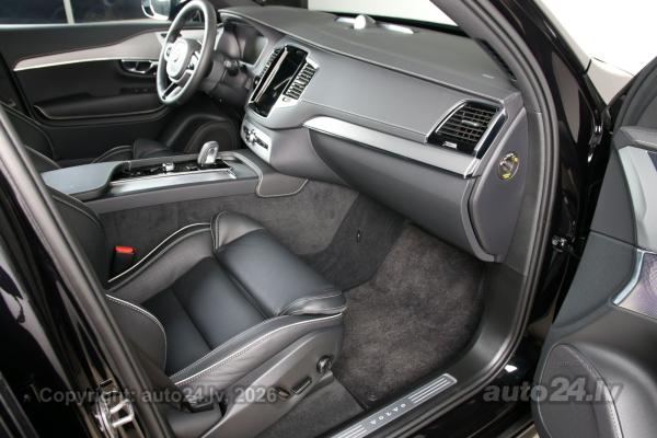Melns Volvo XC90 2024 Tallina, ar dzinēja tilpumu 2.00 L un nobraukumu 5 tūkst. km par 79990 €, foto 10 vietnē AUTOMOTO.COM.LV