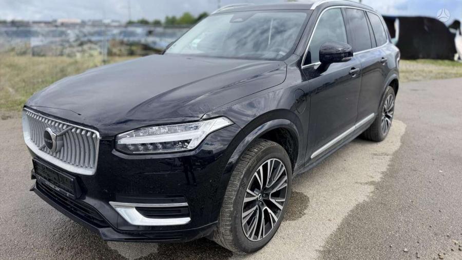 Melns Volvo XC90 2024 Šauļi, ar dzinēja tilpumu 1.97 L un nobraukumu 29 tūkst. km par 38950 €, foto 9 vietnē AUTOMOTO.COM.LV
