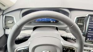 Melns Volvo XC90 2024 Šauļi, ar dzinēja tilpumu 1.97 L un nobraukumu 29 tūkst. km par 38950 €, foto 14 vietnē AUTOMOTO.COM.LV