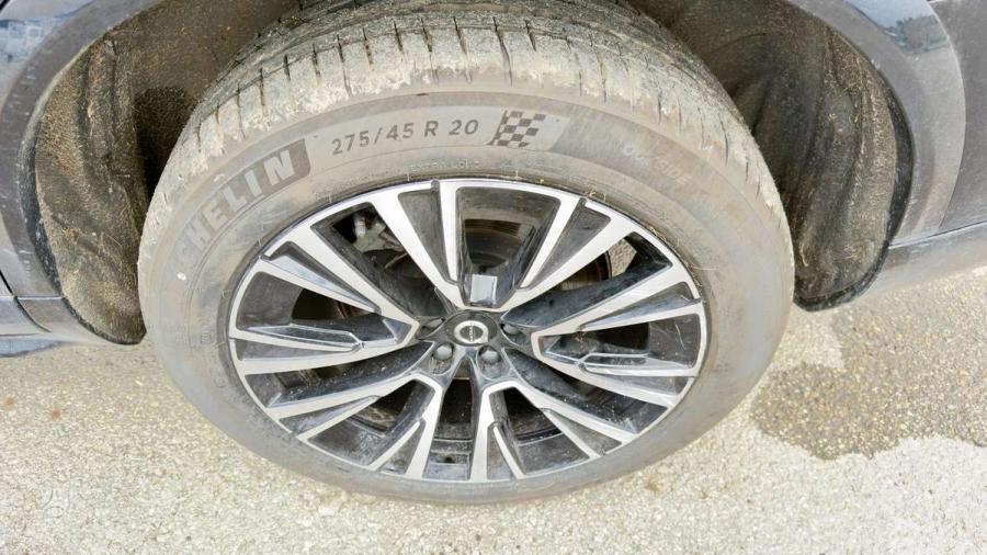 Melns Volvo XC90 2024 Šauļi, ar dzinēja tilpumu 1.97 L un nobraukumu 29 tūkst. km par 38950 €, foto 35 vietnē AUTOMOTO.COM.LV