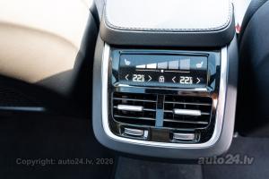 Melns Volvo XC90 2024 Tallina, ar dzinēja tilpumu 2.00 L un nobraukumu 34 tūkst. km par 49900 €, foto 7 vietnē AUTOMOTO.COM.LV
