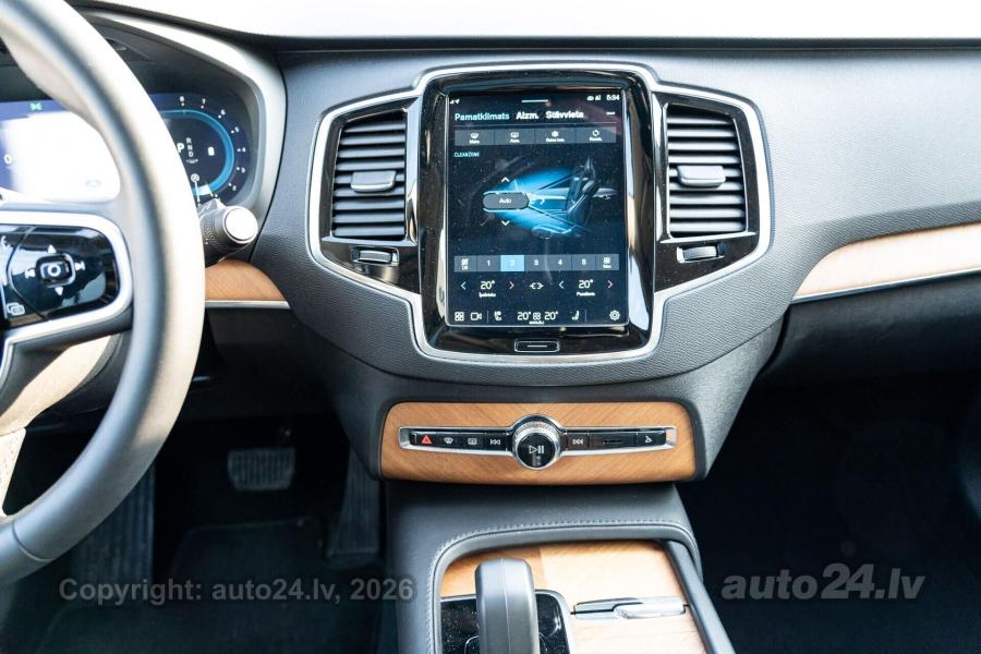 Melns Volvo XC90 2024 Tallina, ar dzinēja tilpumu 2.00 L un nobraukumu 34 tūkst. km par 49900 €, foto 8 vietnē AUTOMOTO.COM.LV