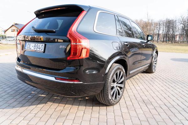 Melns Volvo XC90 2024 Rīga, ar dzinēja tilpumu 2.00 L un nobraukumu 34 tūkst. km par 49900 €, foto 4 vietnē AUTOMOTO.COM.LV