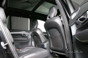 Melns Volvo XC90 2024 Pērnava, ar dzinēja tilpumu 2.00 L un nobraukumu 39 tūkst. km par 62890 €, foto 6 vietnē AUTOMOTO.COM.LV