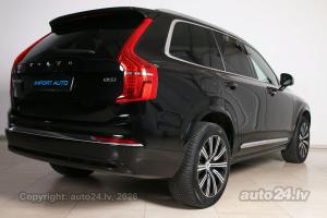 Melns Volvo XC90 2024 Pērnava, ar dzinēja tilpumu 2.00 L un nobraukumu 39 tūkst. km par 62890 €, foto 7 vietnē AUTOMOTO.COM.LV