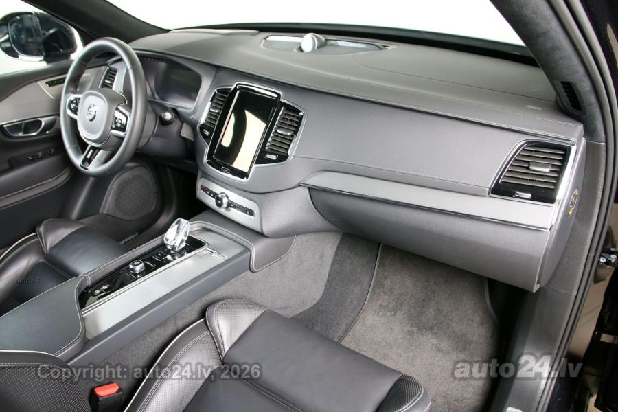Melns Volvo XC90 2024 Pērnava, ar dzinēja tilpumu 2.00 L un nobraukumu 39 tūkst. km par 62890 €, foto 11 vietnē AUTOMOTO.COM.LV