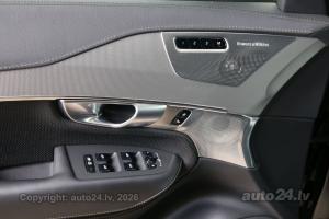 Melns Volvo XC90 2024 Pērnava, ar dzinēja tilpumu 2.00 L un nobraukumu 39 tūkst. km par 62890 €, foto 14 vietnē AUTOMOTO.COM.LV