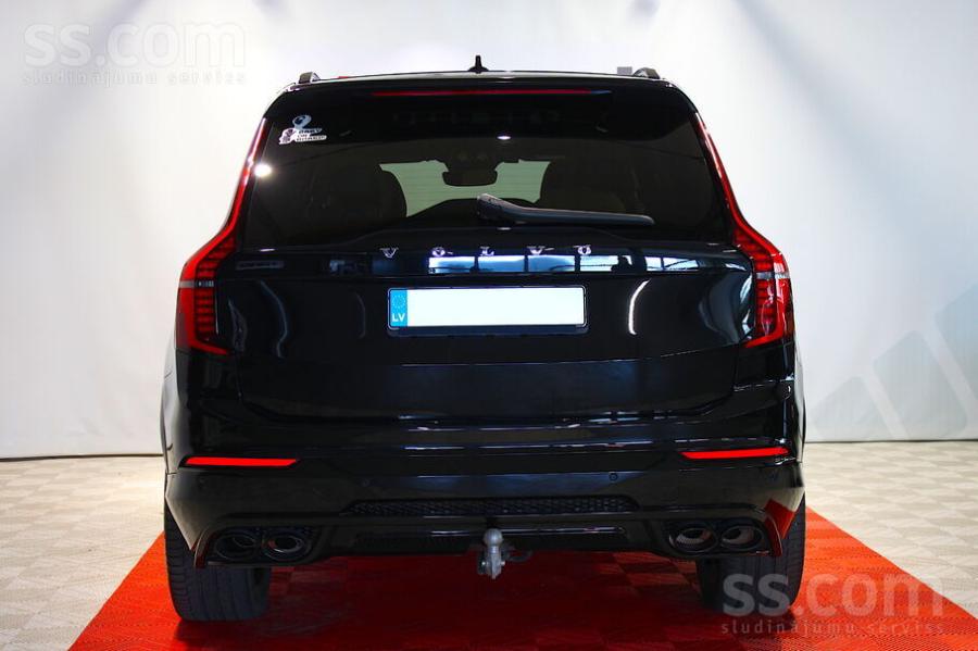 Black Volvo XC90 2024 in Riga, with an engine capacity of 2.00 L and mileage of 34 thousand km for 52000 €, photo 6 on AUTOMOTO.COM.LV