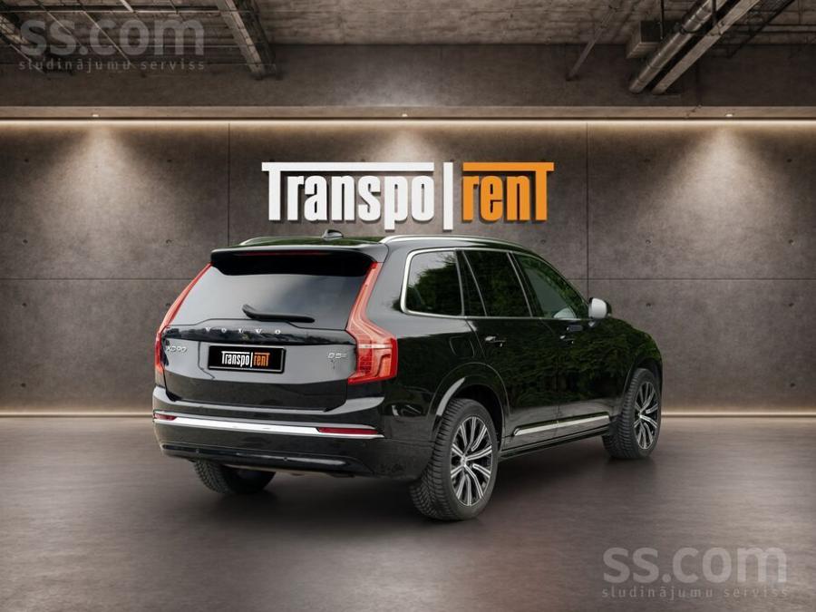 Black Volvo XC90 2024 in Riga, with an engine capacity of 2.00 L and mileage of 47 thousand km for 48500 €, photo 6 on AUTOMOTO.COM.LV