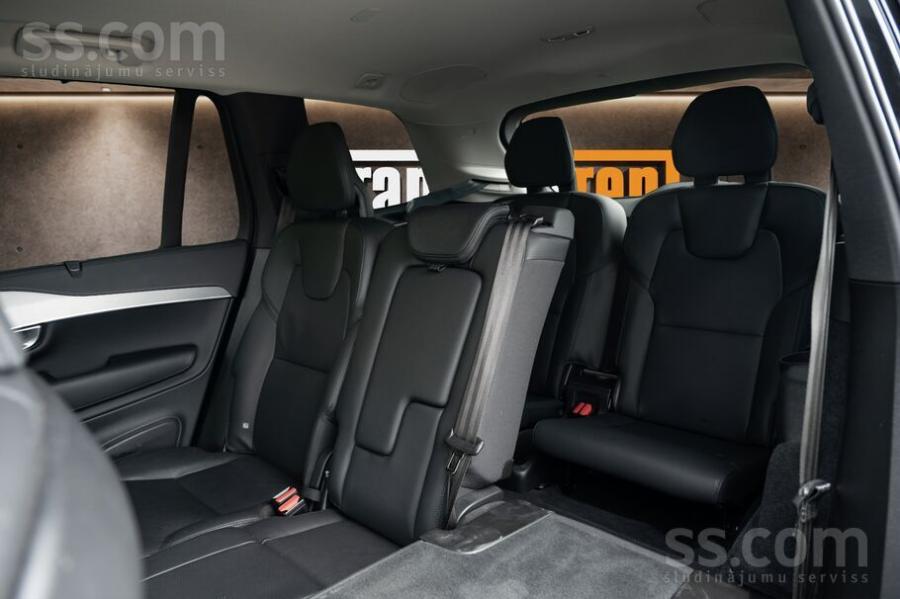 Black Volvo XC90 2024 in Riga, with an engine capacity of 2.00 L and mileage of 47 thousand km for 48500 €, photo 7 on AUTOMOTO.COM.LV