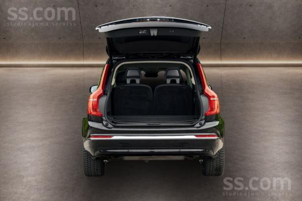 Melns Volvo XC90 2024 Rīga, ar dzinēja tilpumu 2.00 L un nobraukumu 47 tūkst. km par 48500 €, foto 8 vietnē AUTOMOTO.COM.LV