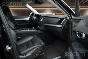 Black Volvo XC90 2024 in Riga, with an engine capacity of 2.00 L and mileage of 47 thousand km for 48500 €, photo 15 on AUTOMOTO.COM.LV