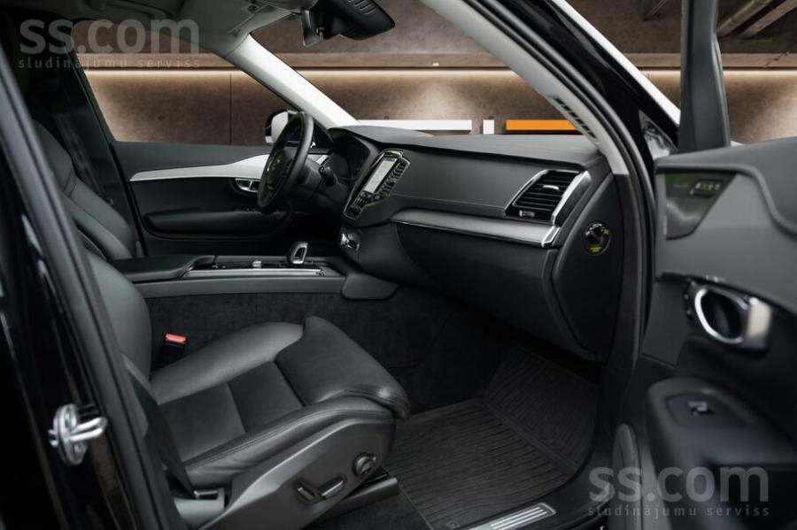 Black Volvo XC90 2024 in Riga, with an engine capacity of 2.00 L and mileage of 47 thousand km for 48500 €, photo 15 on AUTOMOTO.COM.LV
