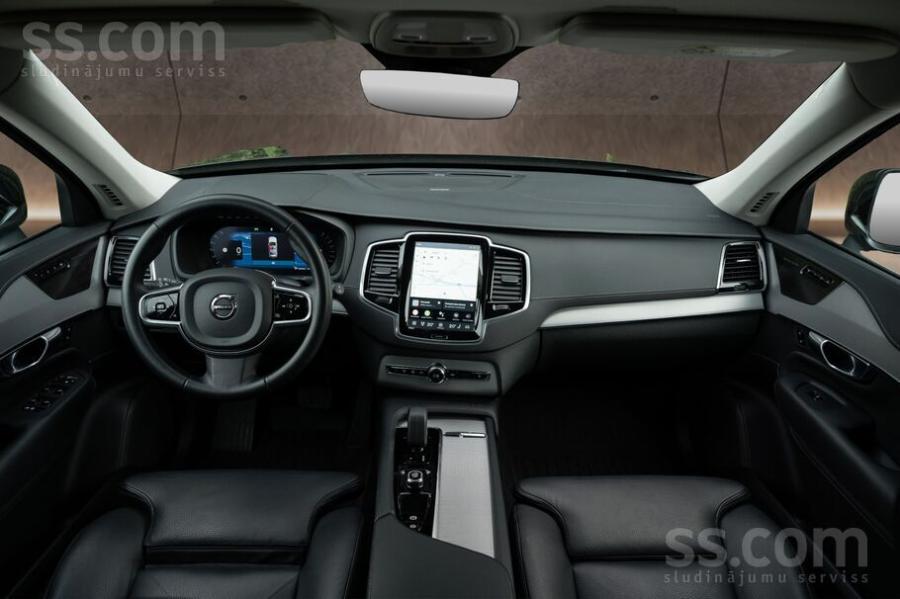 Black Volvo XC90 2024 in Riga, with an engine capacity of 2.00 L and mileage of 47 thousand km for 48500 €, photo 19 on AUTOMOTO.COM.LV