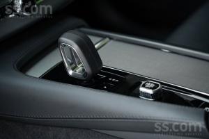 Black Volvo XC90 2024 in Riga, with an engine capacity of 2.00 L and mileage of 47 thousand km for 48500 €, photo 21 on AUTOMOTO.COM.LV