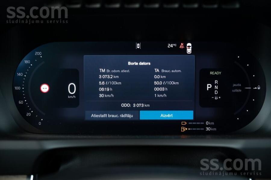 Black Volvo XC90 2025 in Riga, with an engine capacity of 2.00 L and mileage of 3 thousand km for 69990 €, photo 29 on AUTOMOTO.COM.LV