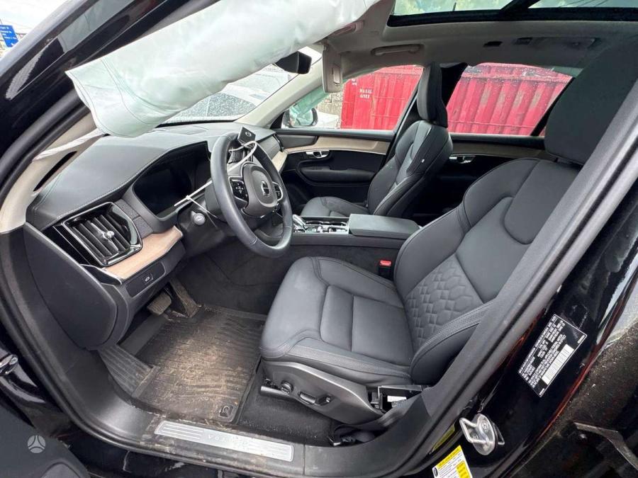 Melns Volvo XC90 2025 Šakiai, ar dzinēja tilpumu 1.97 L un nobraukumu 16 tūkst. km par 32000 €, foto 10 vietnē AUTOMOTO.COM.LV