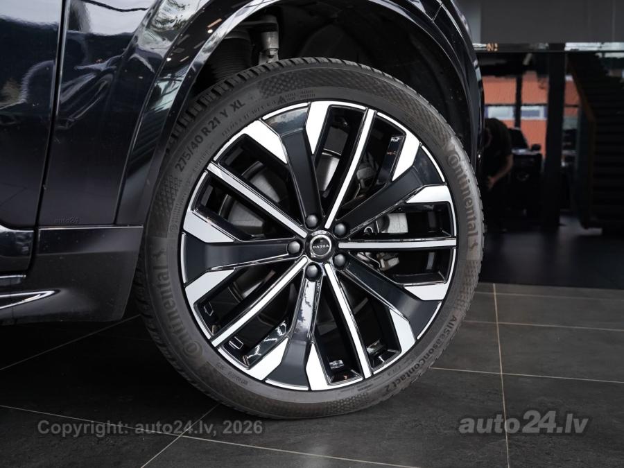 Melns Volvo XC90 2025 Tallina, ar dzinēja tilpumu 2.00 L un nobraukumu 31 tūkst. km par 69900 €, foto 5 vietnē AUTOMOTO.COM.LV