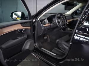 Melns Volvo XC90 2025 Tallina, ar dzinēja tilpumu 2.00 L un nobraukumu 31 tūkst. km par 69900 €, foto 6 vietnē AUTOMOTO.COM.LV