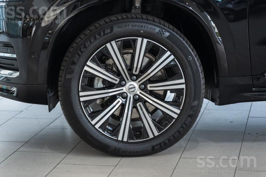 Черный Вольво ХС90 2025 в Рига, объемом двигателя 2.00 л и пробегом 38 тыс. км за 54000 €, фото 13 на AUTOMOTO.COM.LV
