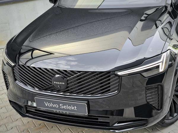 Вольво ХС90 2026 в Вильнюс на AUTOMOTO.COM.LV Черный Вольво ХС90 2026 в Вильнюс, объемом двигателя 1.97 л и пробегом 10 тыс. км за 61900 €, фото 3 на AUTOMOTO.COM.LV