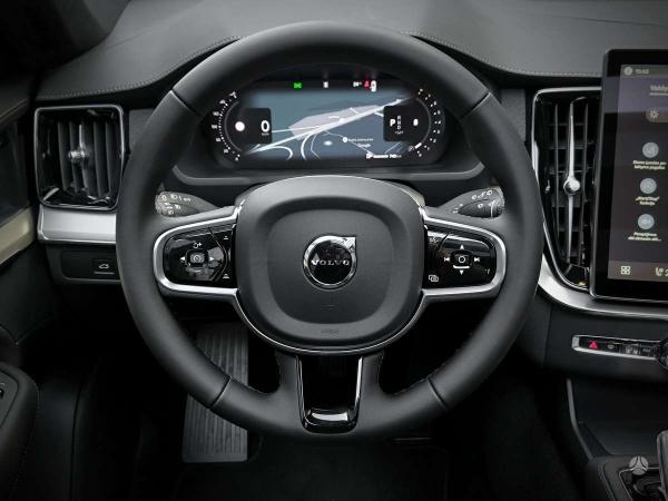Вольво ХС90 2026 в Вильнюс на AUTOMOTO.COM.LV Черный Вольво ХС90 2026 в Вильнюс, объемом двигателя 1.97 л и пробегом 10 тыс. км за 61900 €, фото 11 на AUTOMOTO.COM.LV