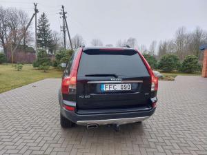 Melns Volvo XC90 2006 Marijampole, ar dzinēja tilpumu 2.40 L un nobraukumu 395 tūkst. km par 6500 €, foto 4 vietnē AUTOMOTO.COM.LV