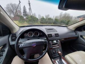 Melns Volvo XC90 2006 Marijampole, ar dzinēja tilpumu 2.40 L un nobraukumu 395 tūkst. km par 6500 €, foto 13 vietnē AUTOMOTO.COM.LV