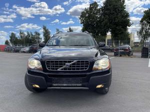 Black Volvo XC90 2006 in Marijampole, with an engine capacity of 2.40 L and mileage of 350 thousand km for 3999 €, photo 3 on AUTOMOTO.COM.LV
