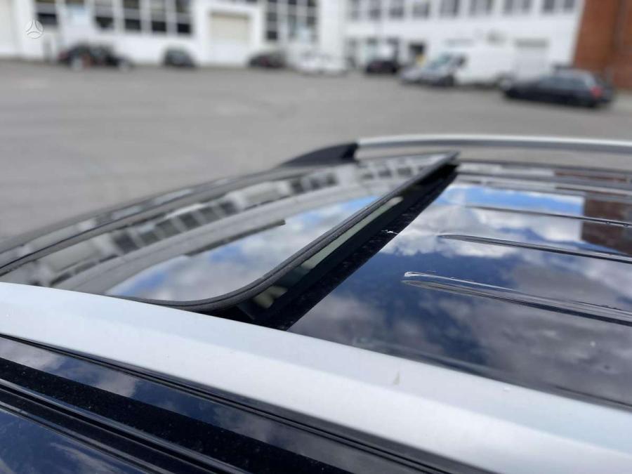 Black Volvo XC90 2006 in Marijampole, with an engine capacity of 2.40 L and mileage of 350 thousand km for 3999 €, photo 8 on AUTOMOTO.COM.LV