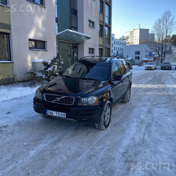 Black Volvo XC90 2008 in Ogre, with an engine capacity of 2.40 L and mileage of 260 thousand km for 5900 €, photo 4 on AUTOMOTO.COM.LV