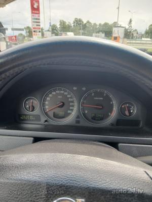 Melns Volvo XC90 0 Rīga, ar dzinēja tilpumu 2.40 L un nobraukumu 434 tūkst. km par 4400 €, foto 11 vietnē AUTOMOTO.COM.LV