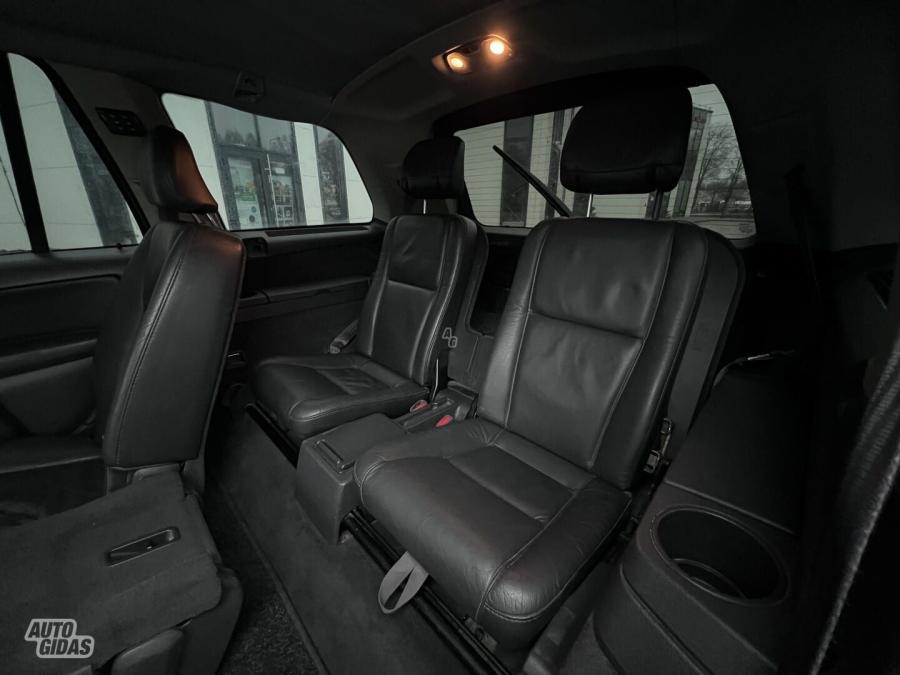 Black Volvo XC90 2005 in Kaunas, with an engine capacity of 2.40 L and mileage of 222 thousand km for 3899 €, photo 20 on AUTOMOTO.COM.LV